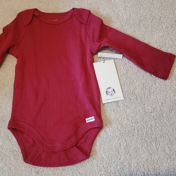 Modern Moments | One Pieces | Babies Bodysuit New But Missing Price Tag ...